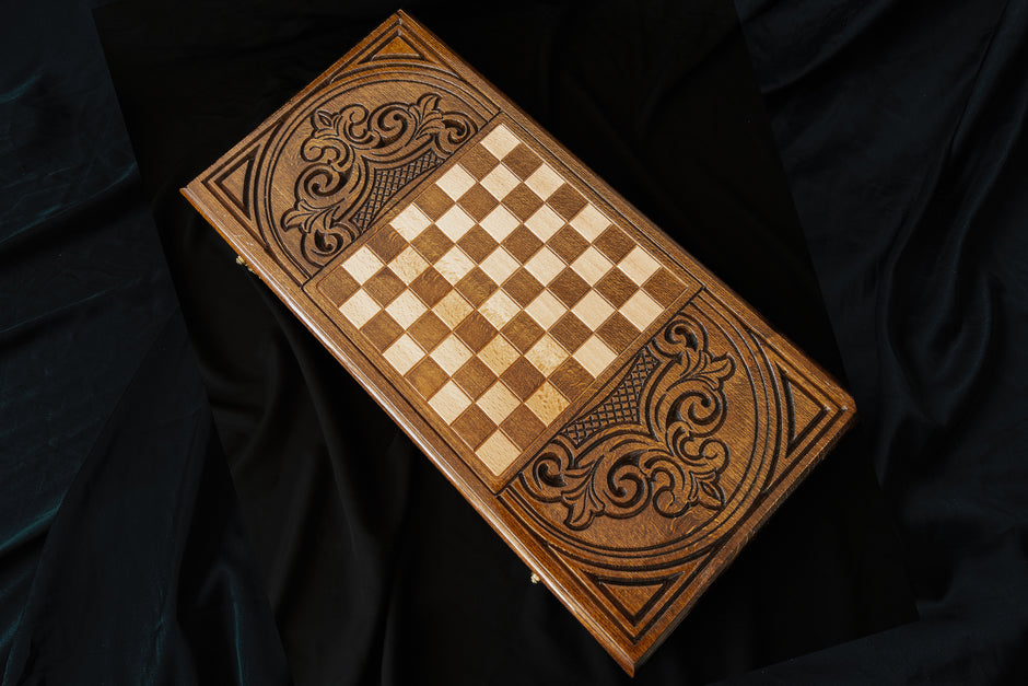 Joc de Table (Backgammon) & Șah | Seturi Exclusiviste și Artizanale ...